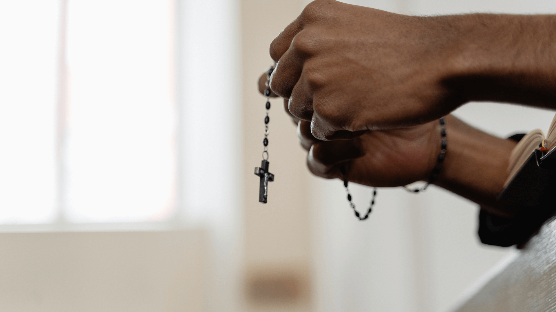 22 Catholic Symbols, Catholic Church Symbols, and Their Meaning ...